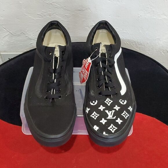 Vans | Shoes | Vans Customlv Black And White Mens Sneakers Size | Poshmark